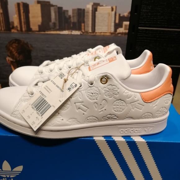 adidas | Shoes | Adidas Originals Stan Smith Shoes Embossed Graphics ...